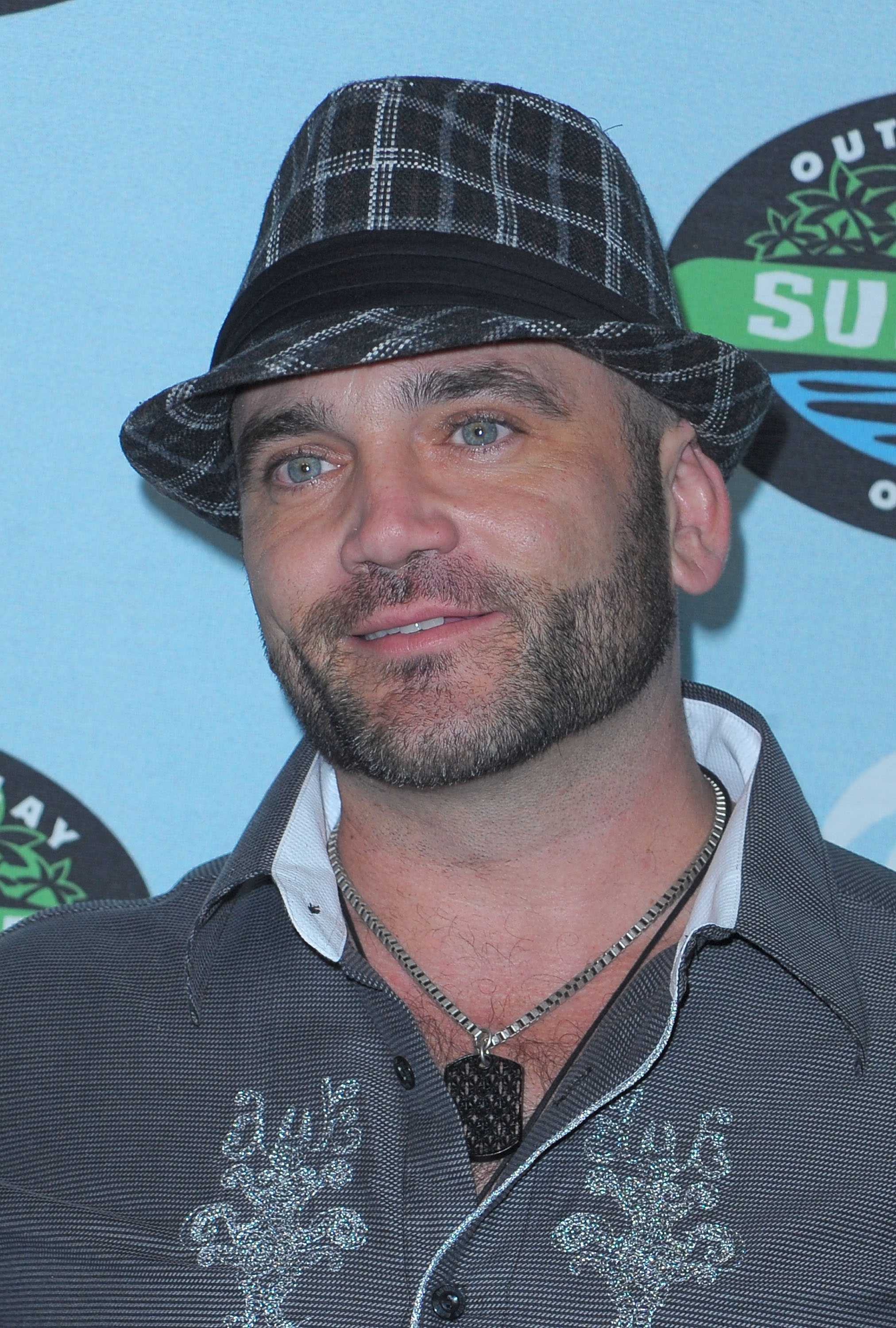 ‘Survivor’ Runner-Up Russell Accused Of Shoving Woman To Ground In ...