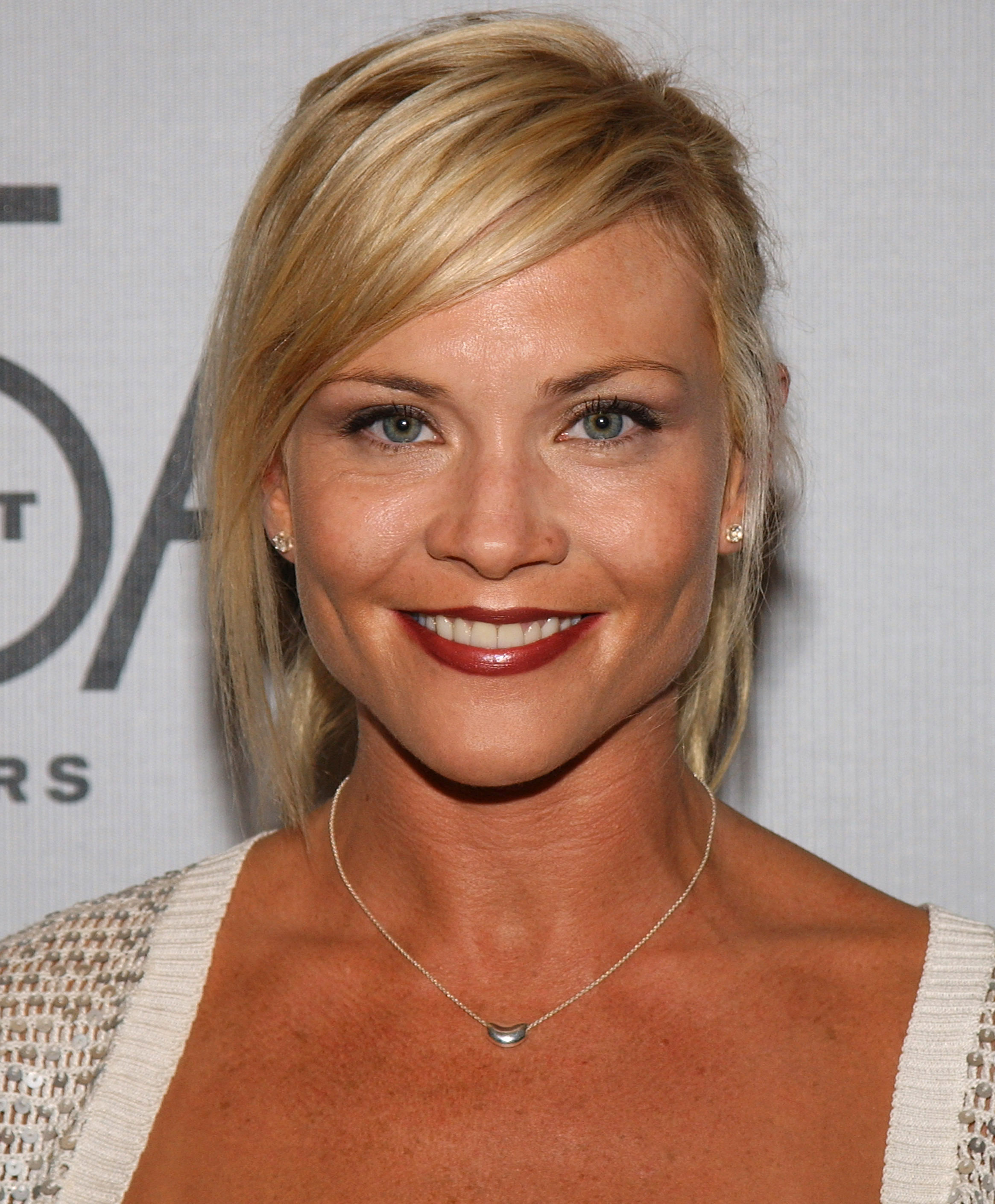 Former Melrose Place Actress Amy Locane-Bovenizer Gets Three Years In ...