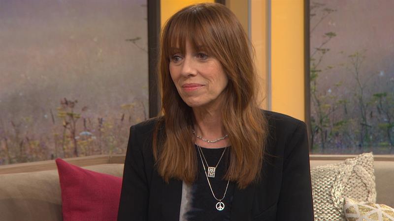 Mackenzie Phillips Shares Her Battle To Overcome Addiction In New Book ...
