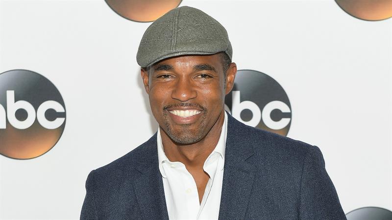'Grey's Anatomy' Star Jason George Is Heading To Firefighter Spin-Off ...