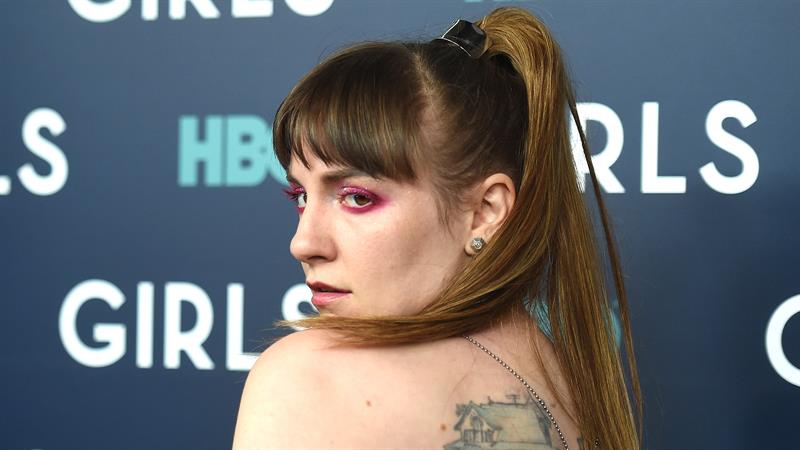 Lena Dunham Had Her Left Ovary Removed 11 Months After Her Hysterectomy ...