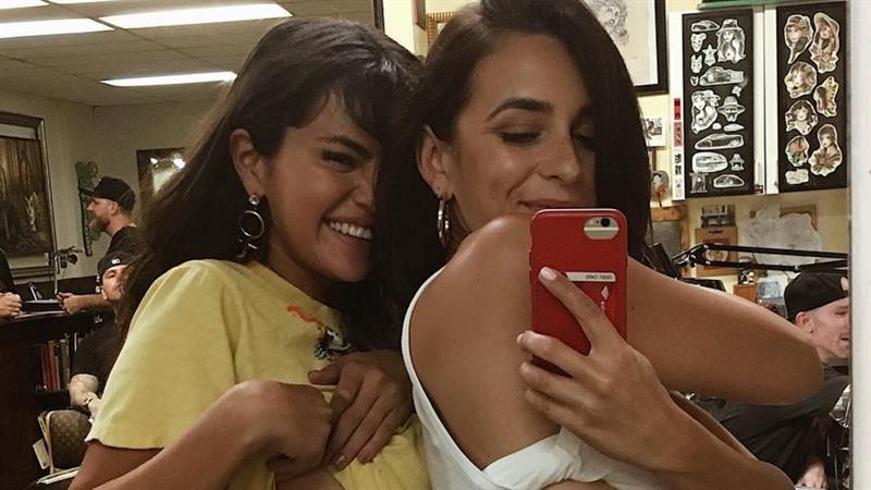 Selena Gomez Threw Her Bestie Courtney Barry The Most 'Perfect' Bridal ...