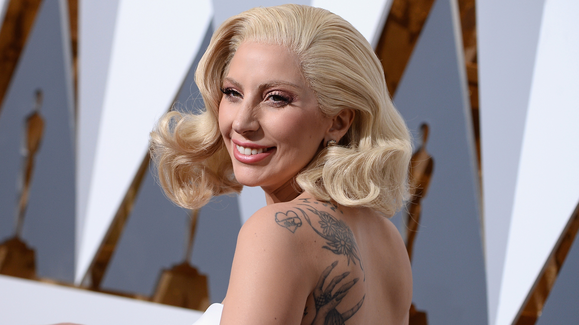 Lady Gaga Stuns With Surprise Performance At Intimate Hollywood ...