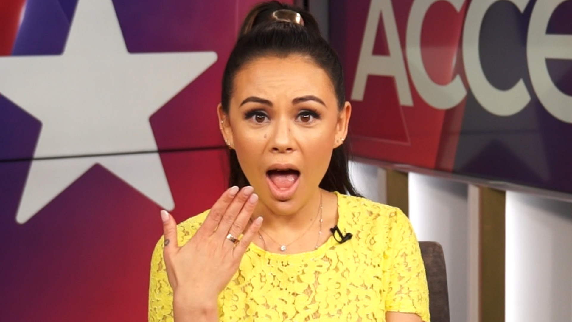 'PLL': Janel Parrish Teases An Upcoming Romance For Mona & Possible ...