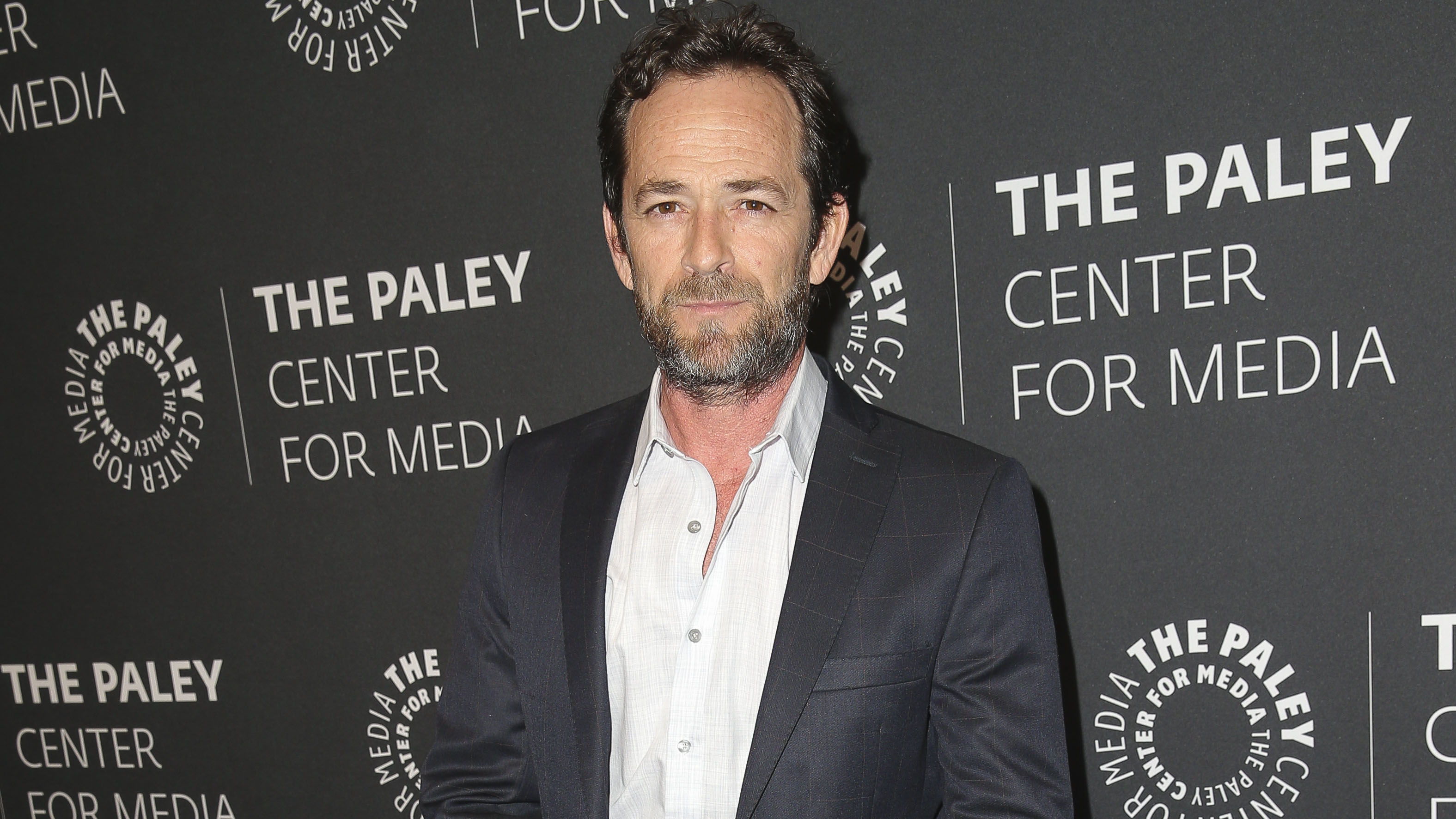 'Beverly Hills, 90210's Luke Perry Dead At 52 After Suffering Massive ...