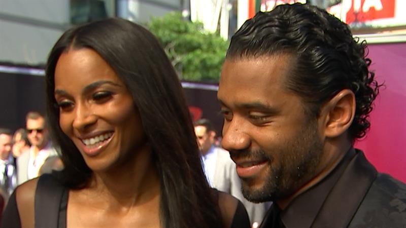 Russell Wilson Teases Epic Workout Session With Serena Williams and ...