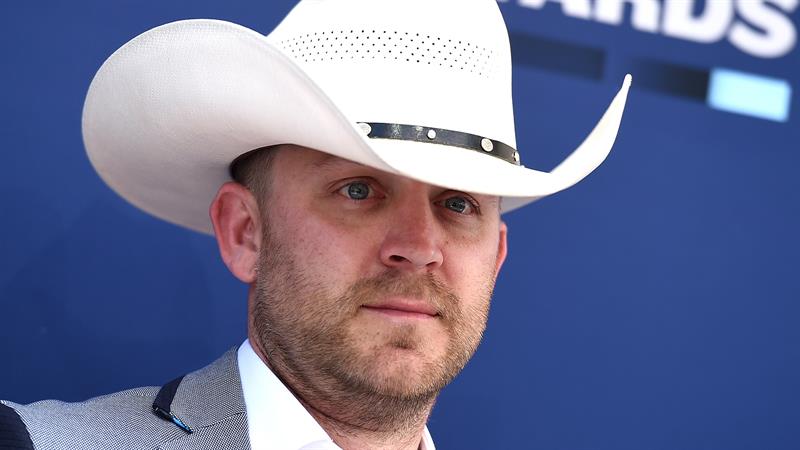 Justin Moore Reflects On His Emotional Tribute To Granger Smith's Son ...