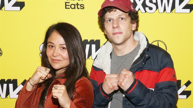 Mindy Kelly Makes History As First Woman To Lead All Stunts On A ...