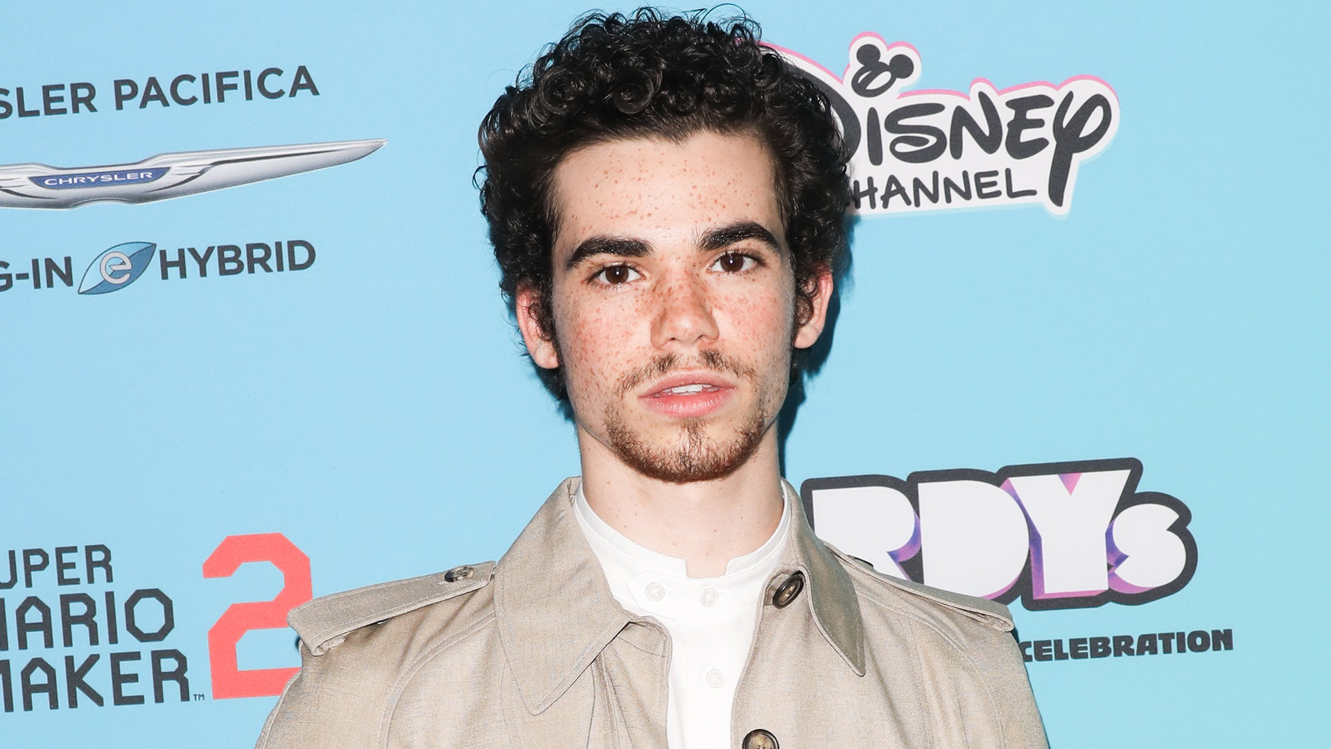 Disney Cancels 'Descendants 3' Premiere To Honor Late Star Cameron ...