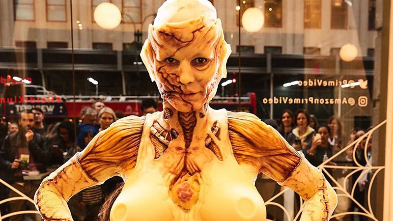 Heidi Klum Gets Into Prosthetics For Epic Halloween Transformation | Access