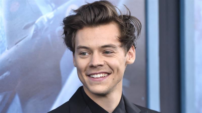 Harry Styles Announces New Album And His Fans Are Totally Freaking Out ...