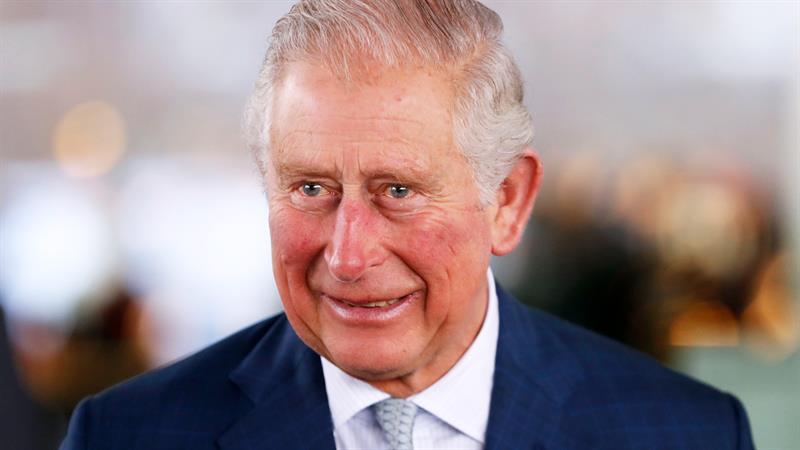 Prince Charles Makes His Royal Debut On Instagram With First-Ever Post ...