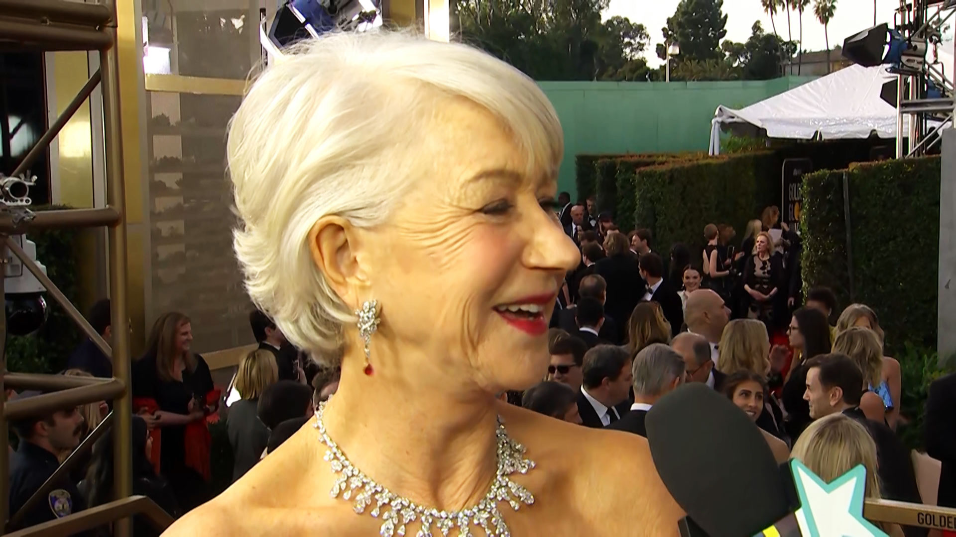 Helen Mirren Didn't Mind Getting Mistaken For Keanu Reeves' Girlfriend ...