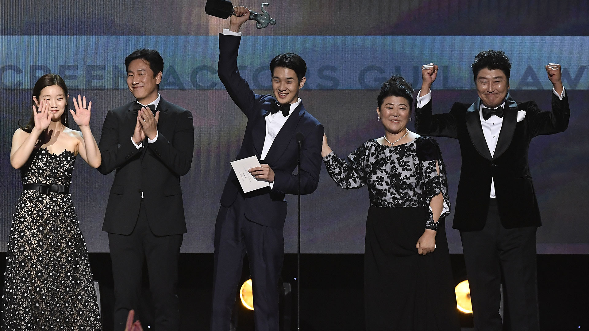 'Parasite' Wins SAG Award For Best Cast In A Motion Picture And Here’s ...