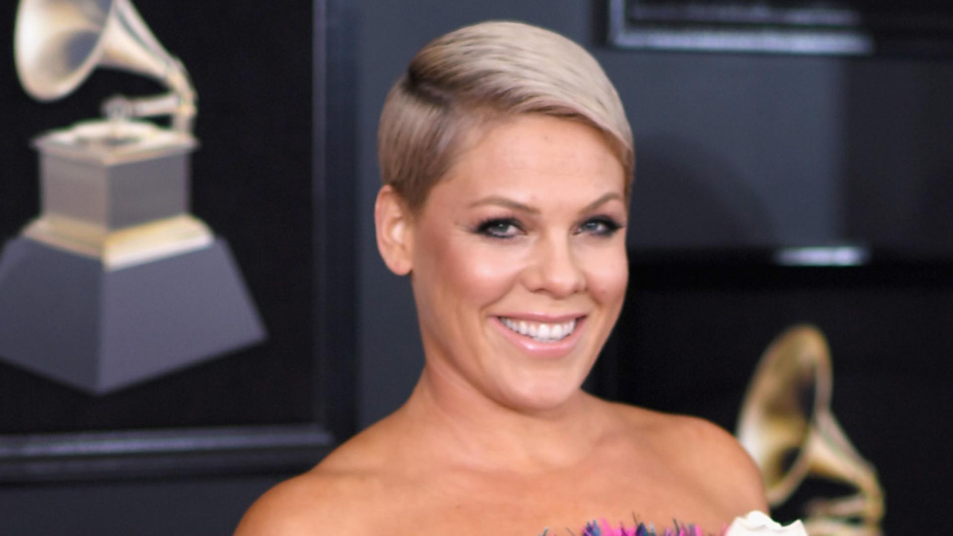 Pink Sings Impressive Gospel To Son During Bath Time | Access