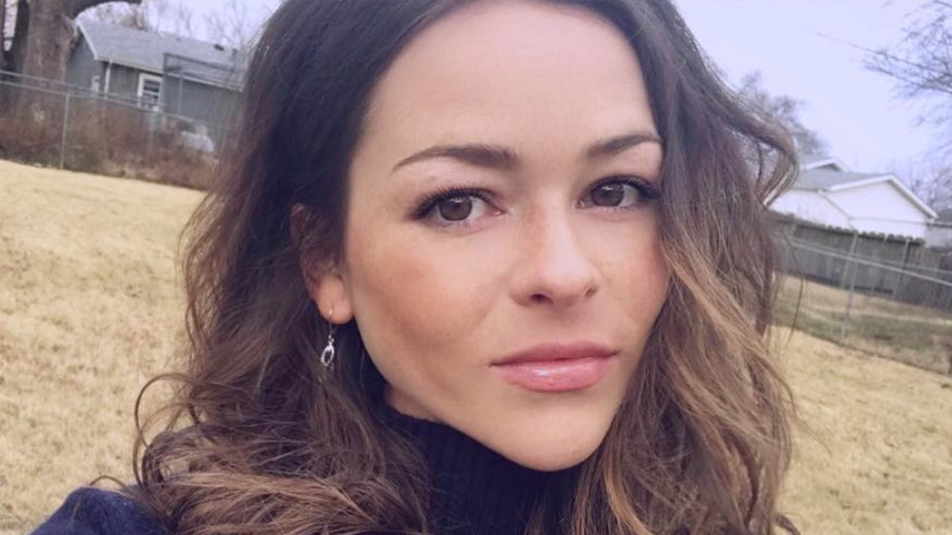 Cady Groves, ‘This Little Girl’ Singer, Dead At 30 | Access