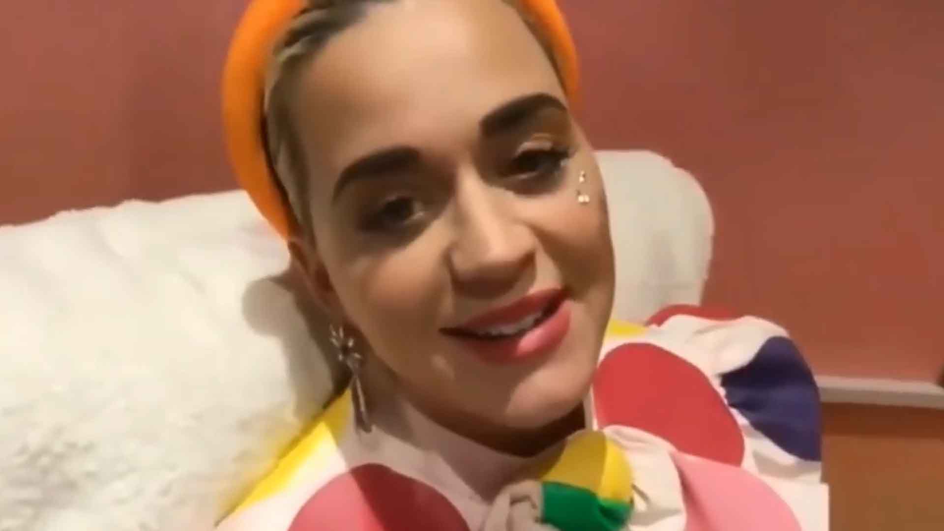 Katy Perry Shows Off Her Baby’s Nursery & Fun Orlando Bloom Onesie | Access