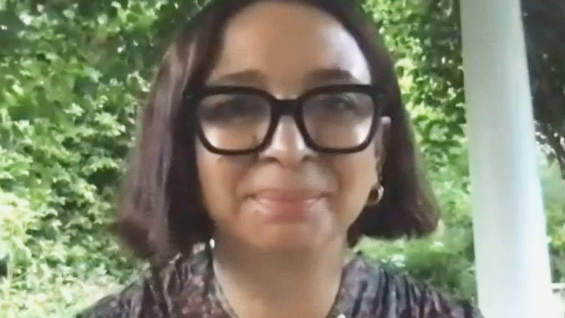 Maya Rudolph Says Ruth Bader Ginsburg Inspired 'The Good Place' Judge ...