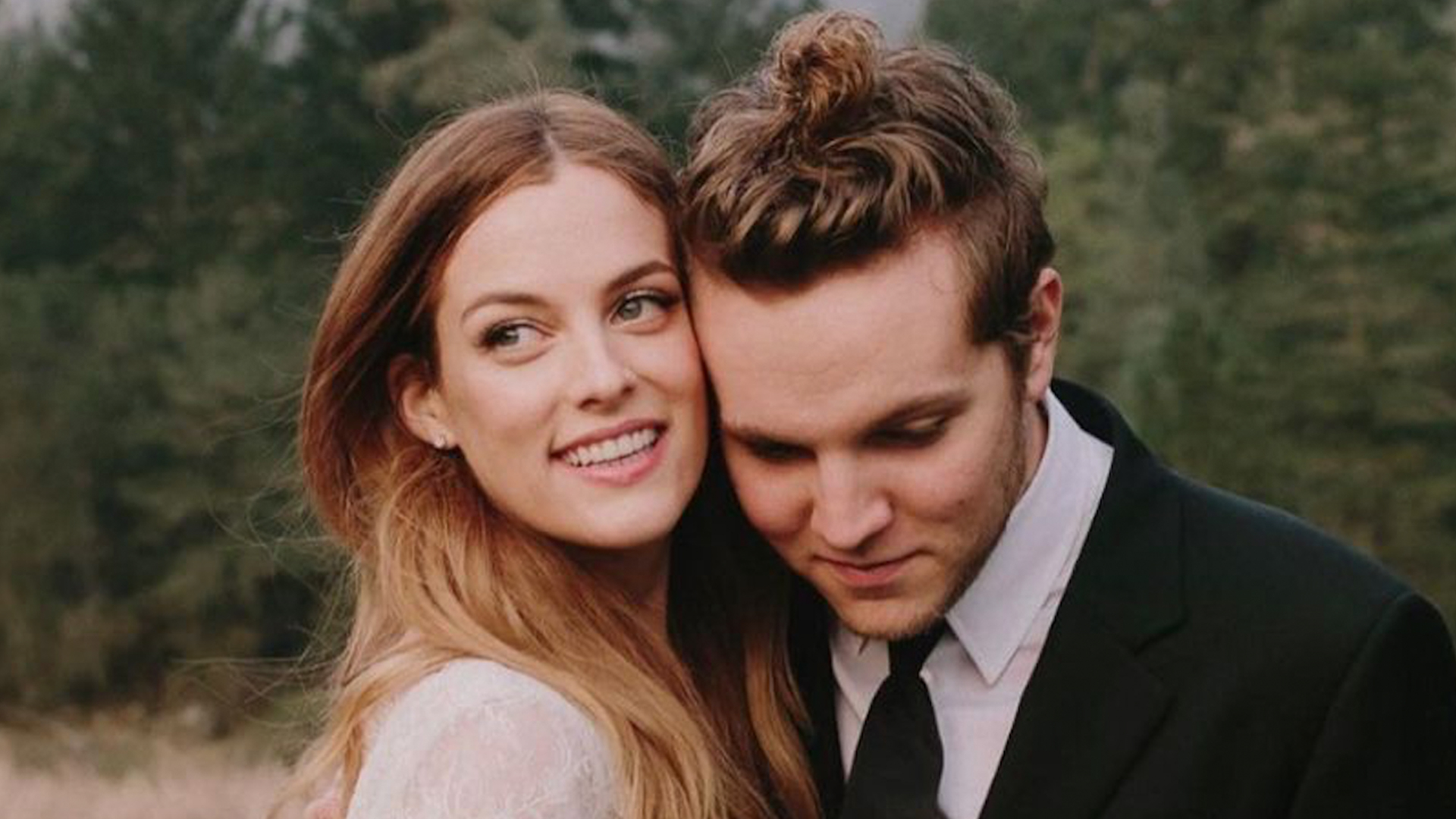 Riley Keough Mourns 'Painful' First Christmas Without Late Brother ...