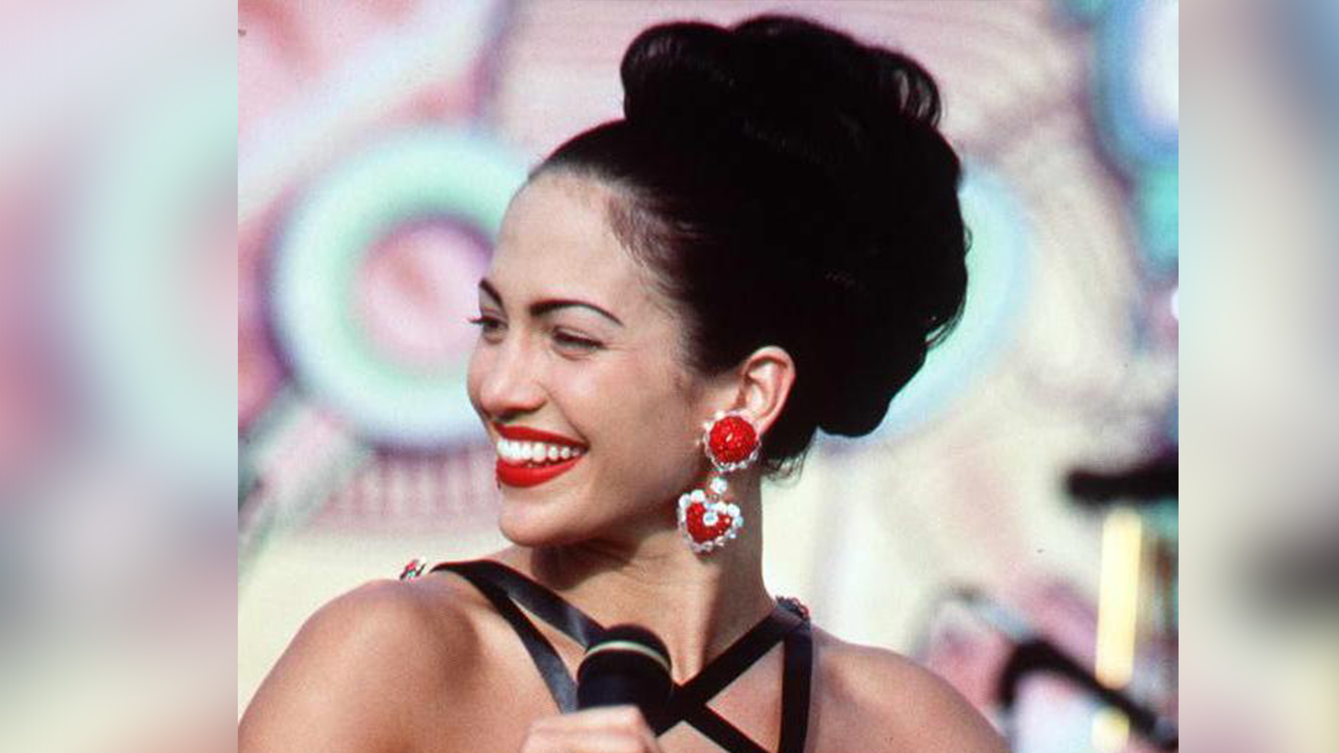 Jennifer Lopez Honors ‘Selena’ With Epic Throwback Videos For Film’s ...