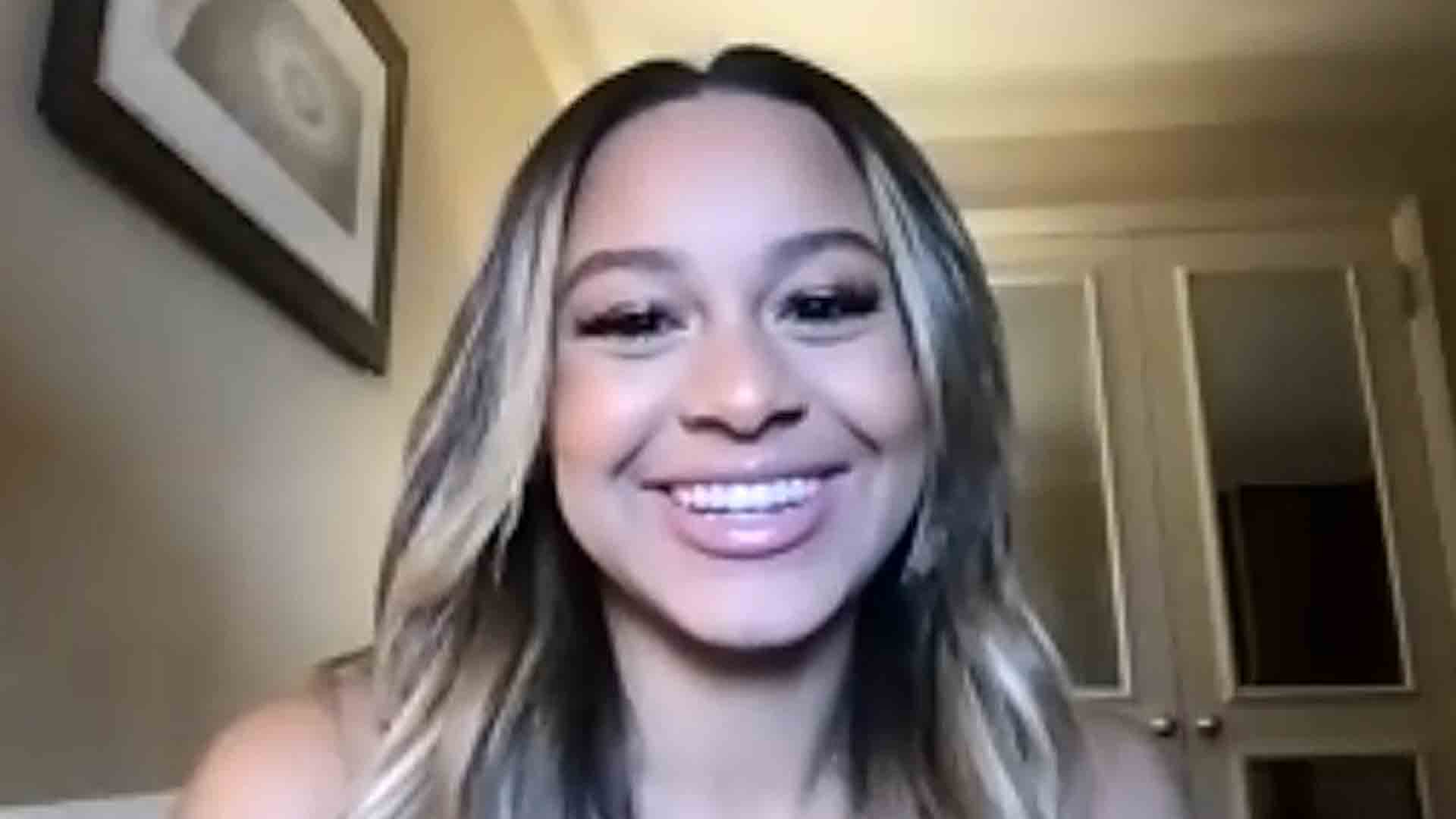 Nia Sioux ‘so Proud Of ‘dance Moms Co Star Zackery Torres Coming Out