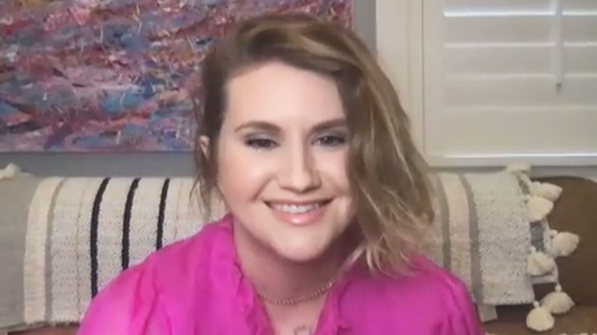 Jillian Bell Moves Into HomeGoods For New Comedy Series! | Access