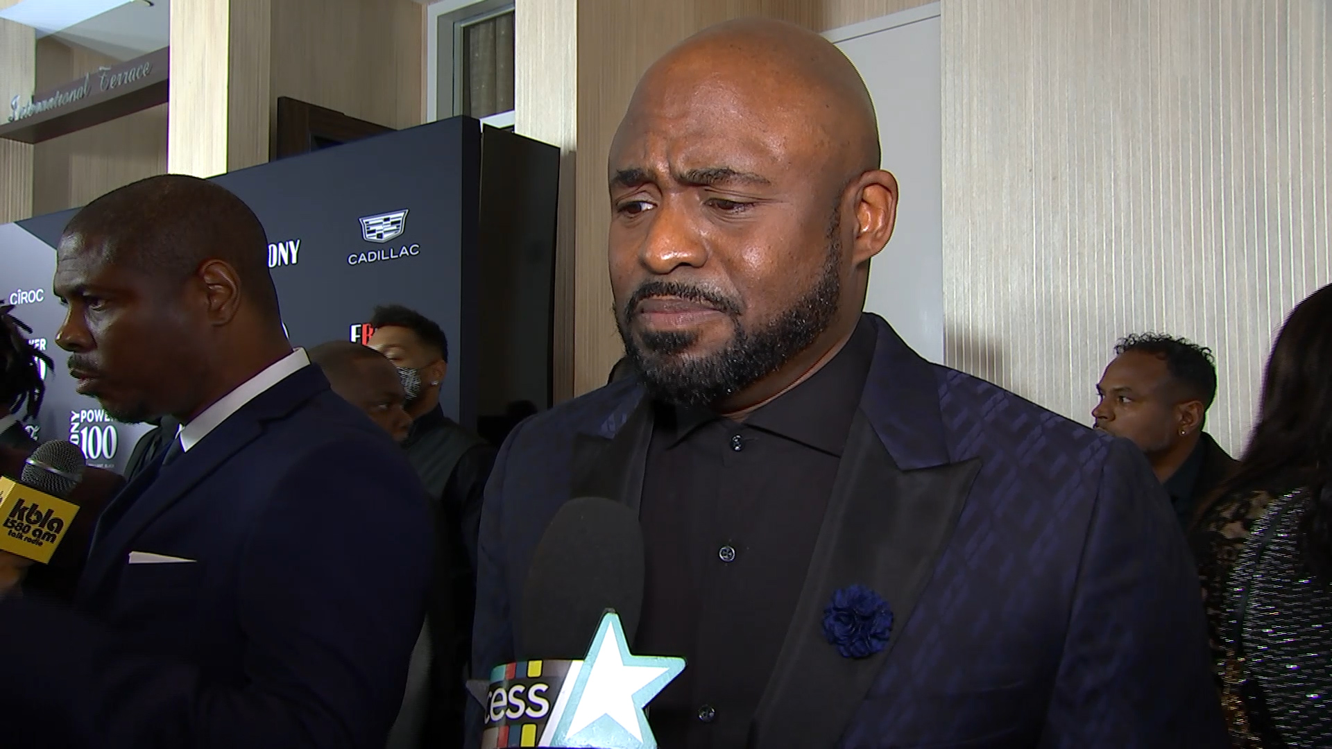 Wayne Brady Reflects On Working With Late 'Rust' Cinematographer Halyna ...