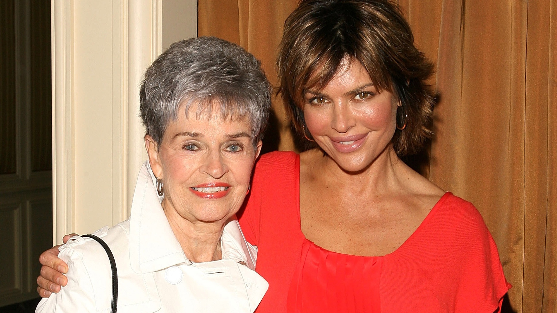 Lisa Rinna's Mom Lois Passes Away At 93: 'Heaven Has A New Angel' | Access