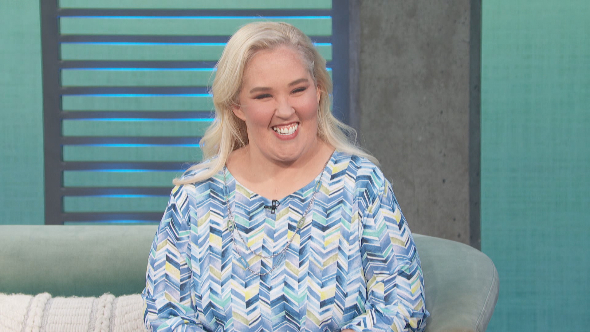 Mama June Supports Honey Boo Boo's Relationship With An Older Man ...