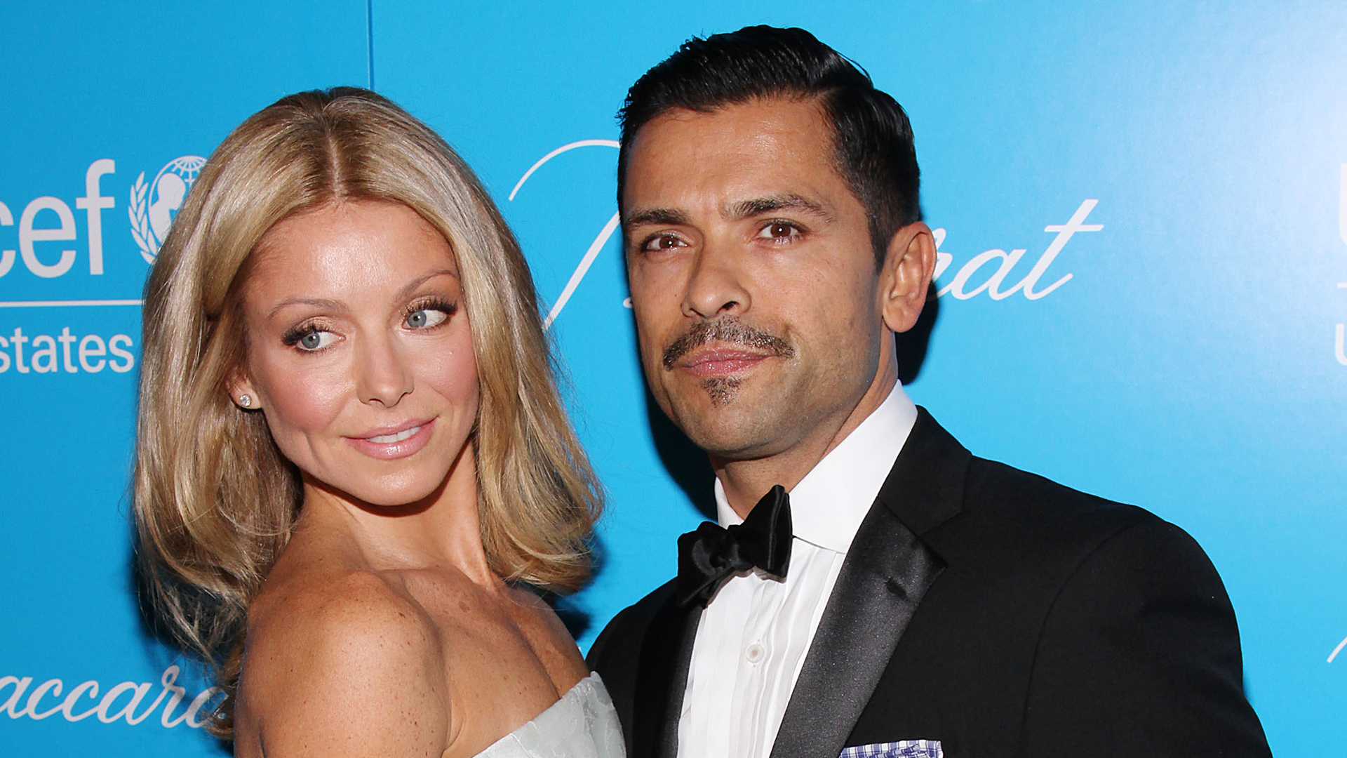 Kelly Ripa Wanted Mark Consuelos To Shave His 'Porn Mustache' Back In ...