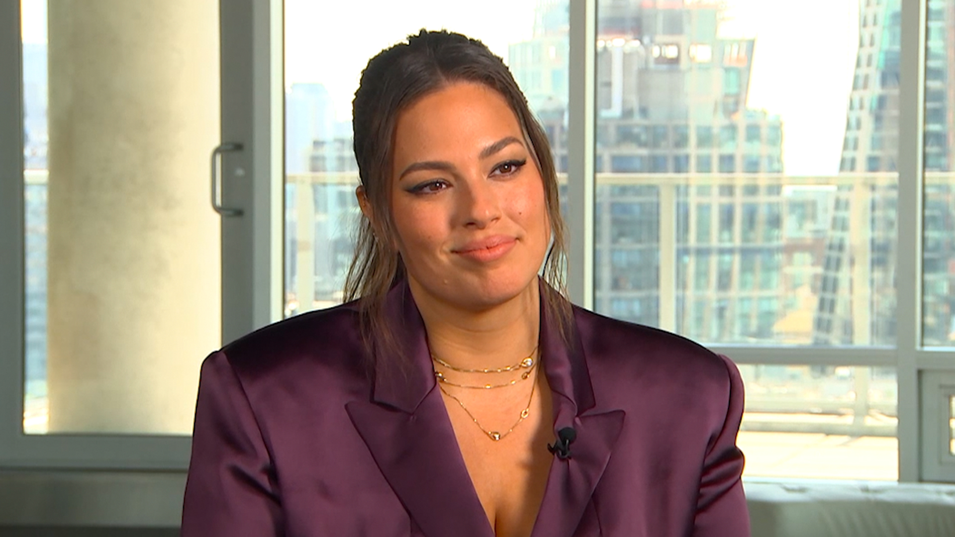 Ashley Graham Says Things Are 'Falling Into Place' With Her Postpartum ...