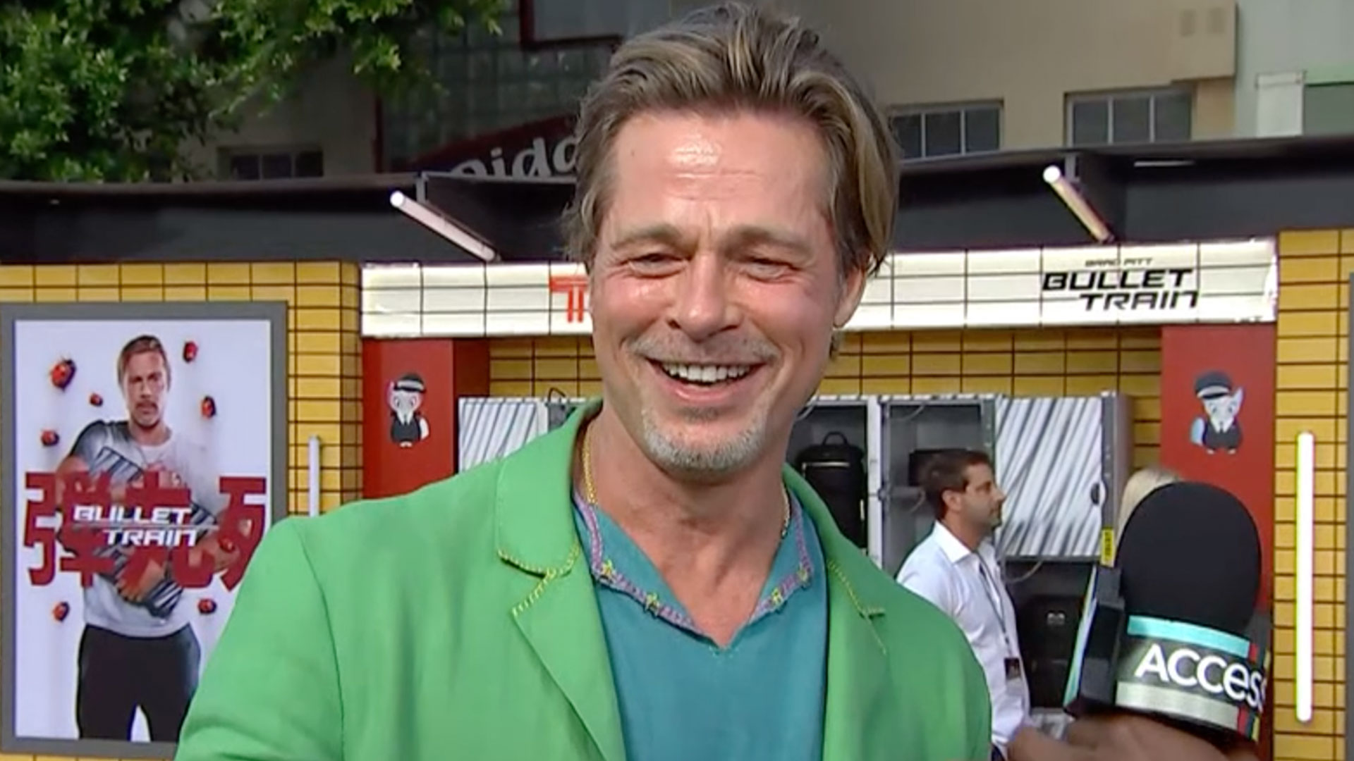 Brad Pitt Reflects On Decades-Long Friendship With Sandra Bullock: 'She ...