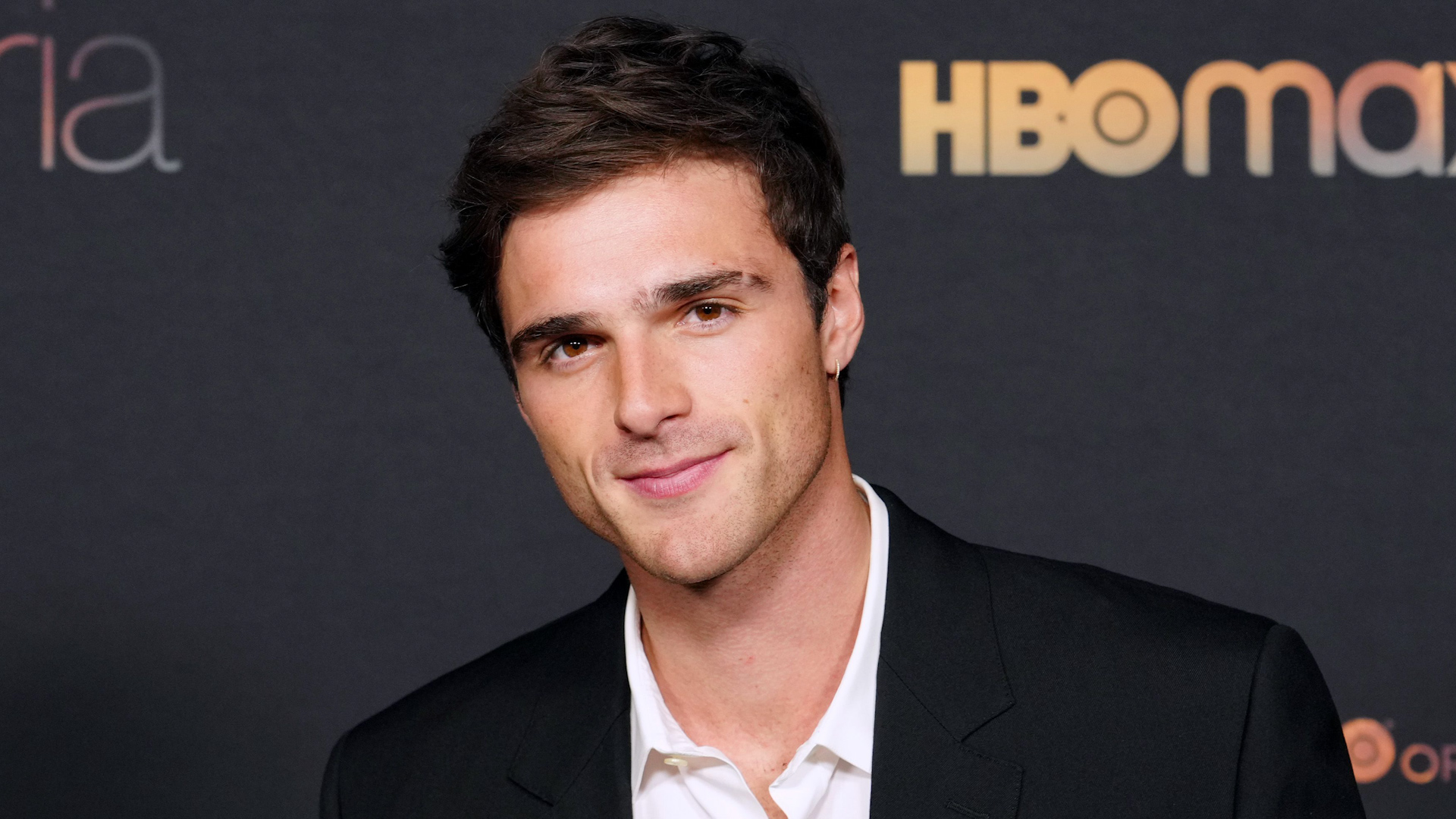 Jacob Elordi Admits He Considered Quitting Acting After 'Kissing Booth ...