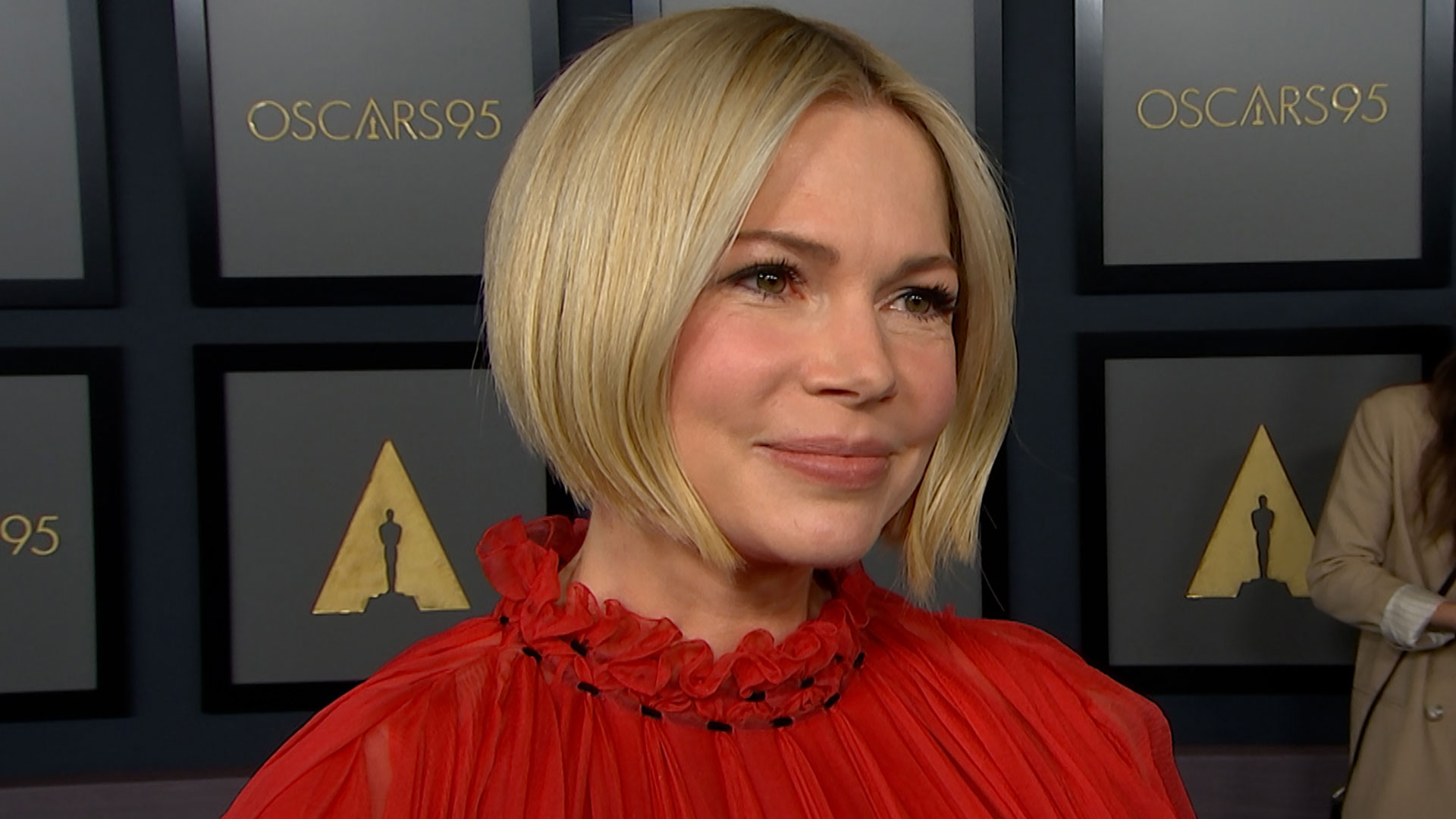 Michelle Williams Was 'Pretty Nervous' To Play Steven Spielberg's Mom ...