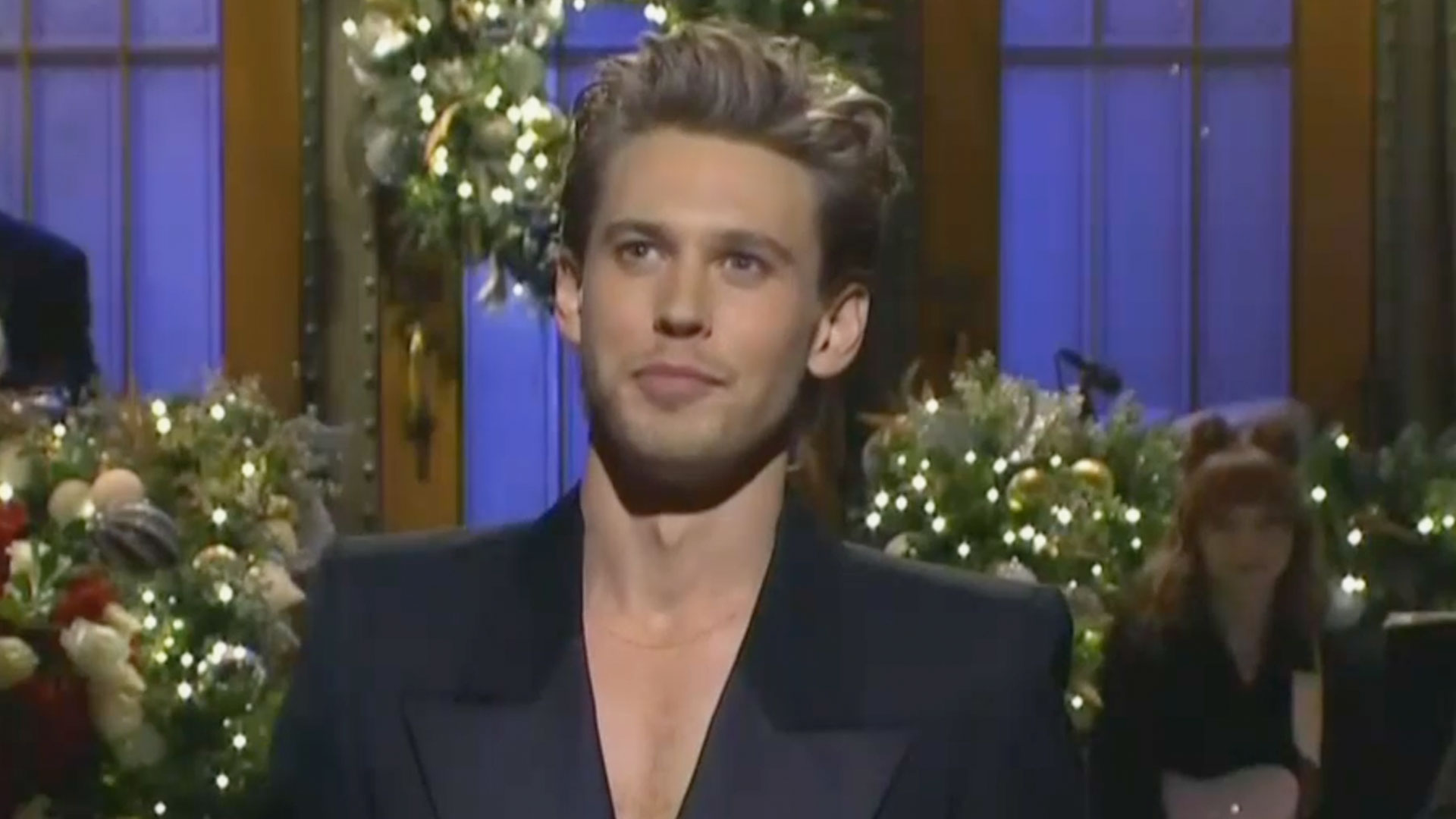 Austin Butler Gets Emotional Paying Tribute To Late Mom In 'Saturday ...