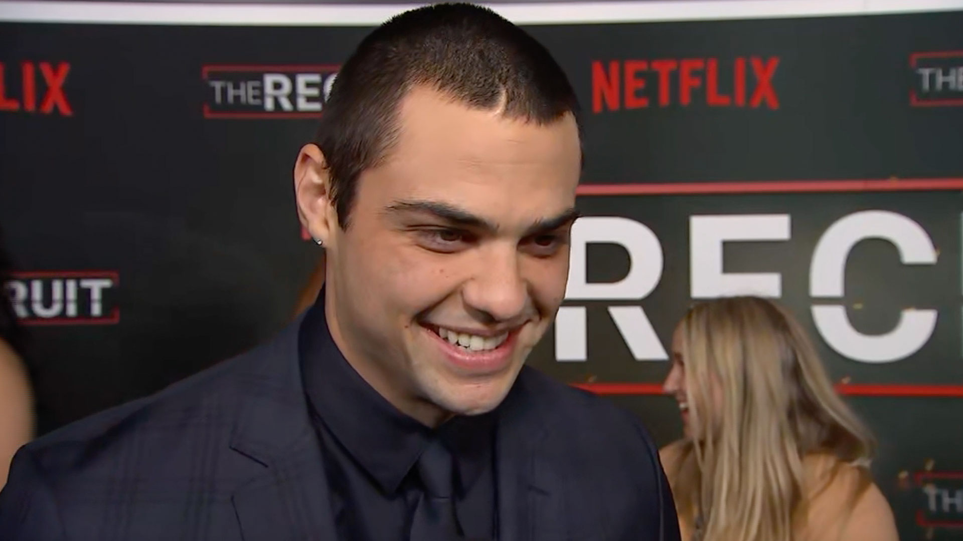 Noah Centineo Pulled His Back Out On The Set Of Netflix's 'The Recruit ...