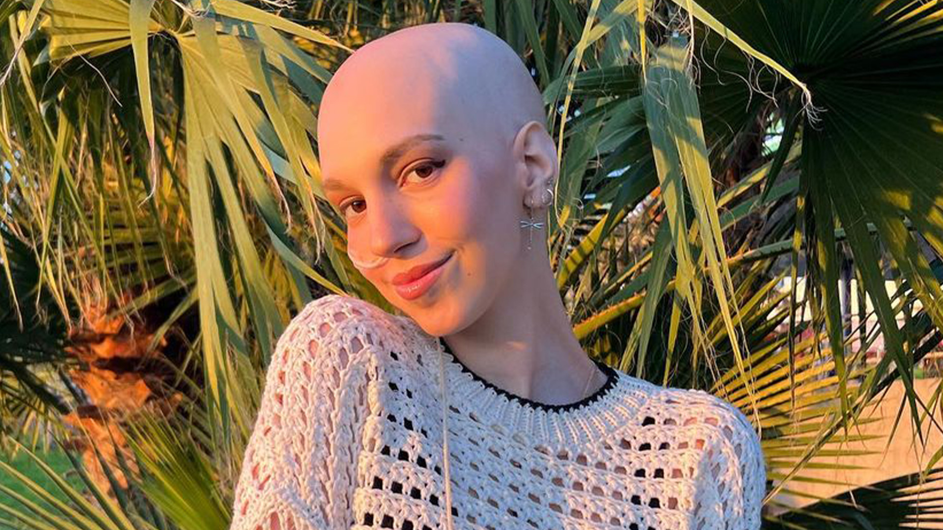 TikTok Star Elena Huelva Dies Of Cancer At Age 20 Following ...