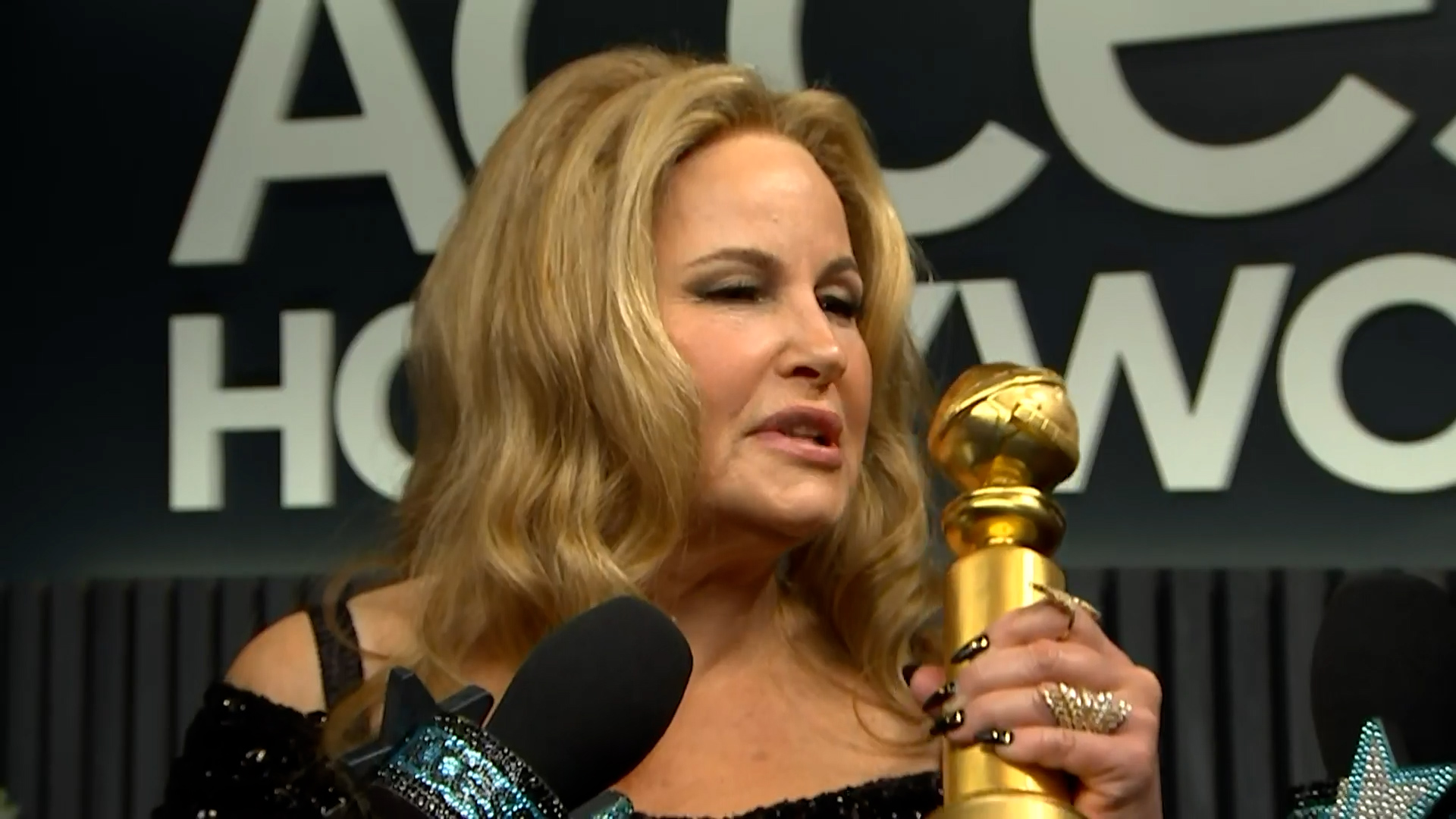 Jennifer Coolidge Reveals Her Dream Acting Role After Winning Golden ...