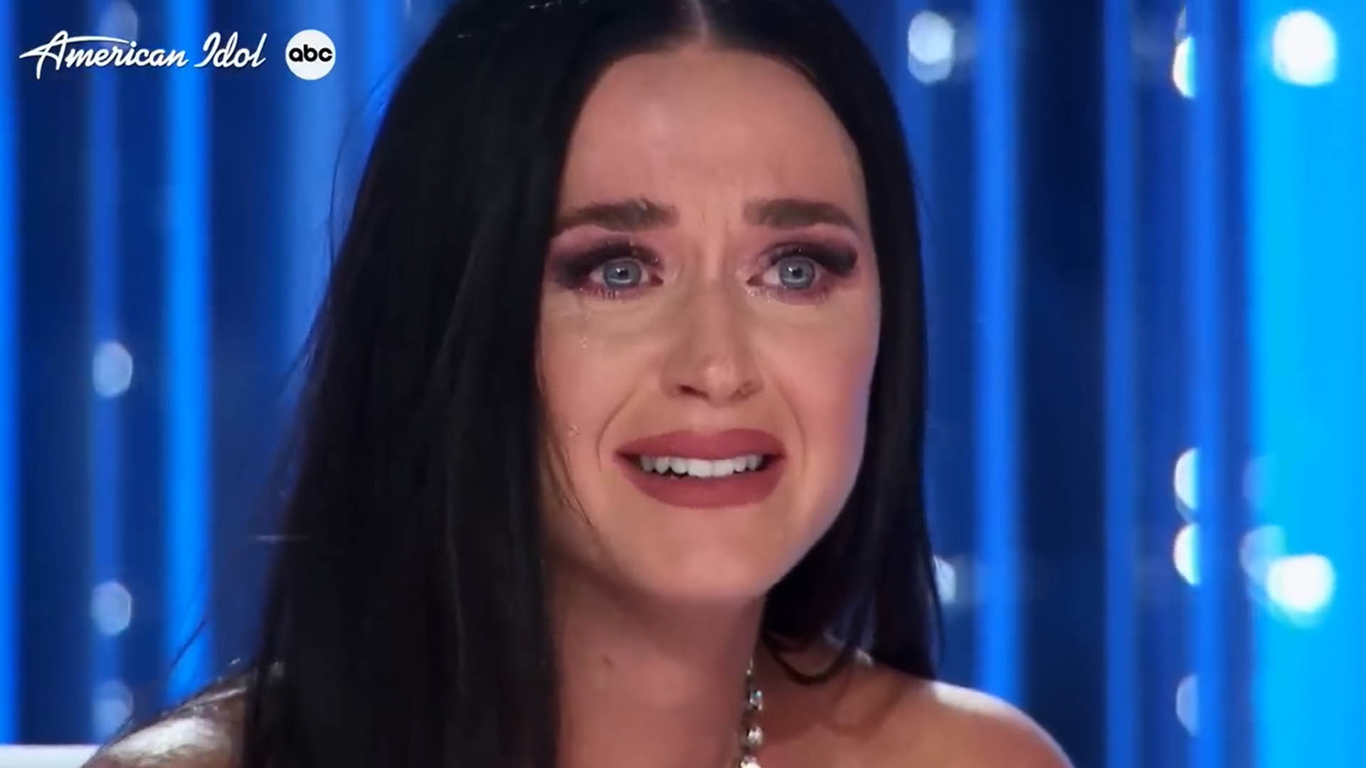 Katy Perry Breaks Down In Tears After School Shooting Survivor Auditions For ‘American Idol ...