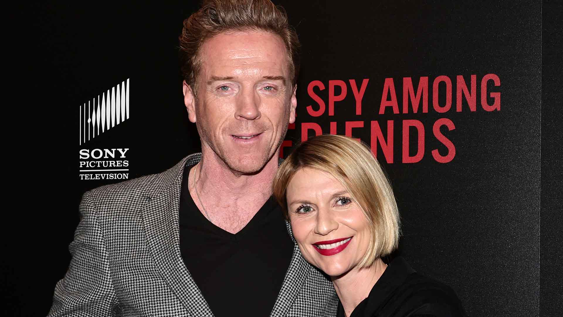 'Homeland' Co-Stars Claire Danes & Damian Lewis Have A Red Carpet ...