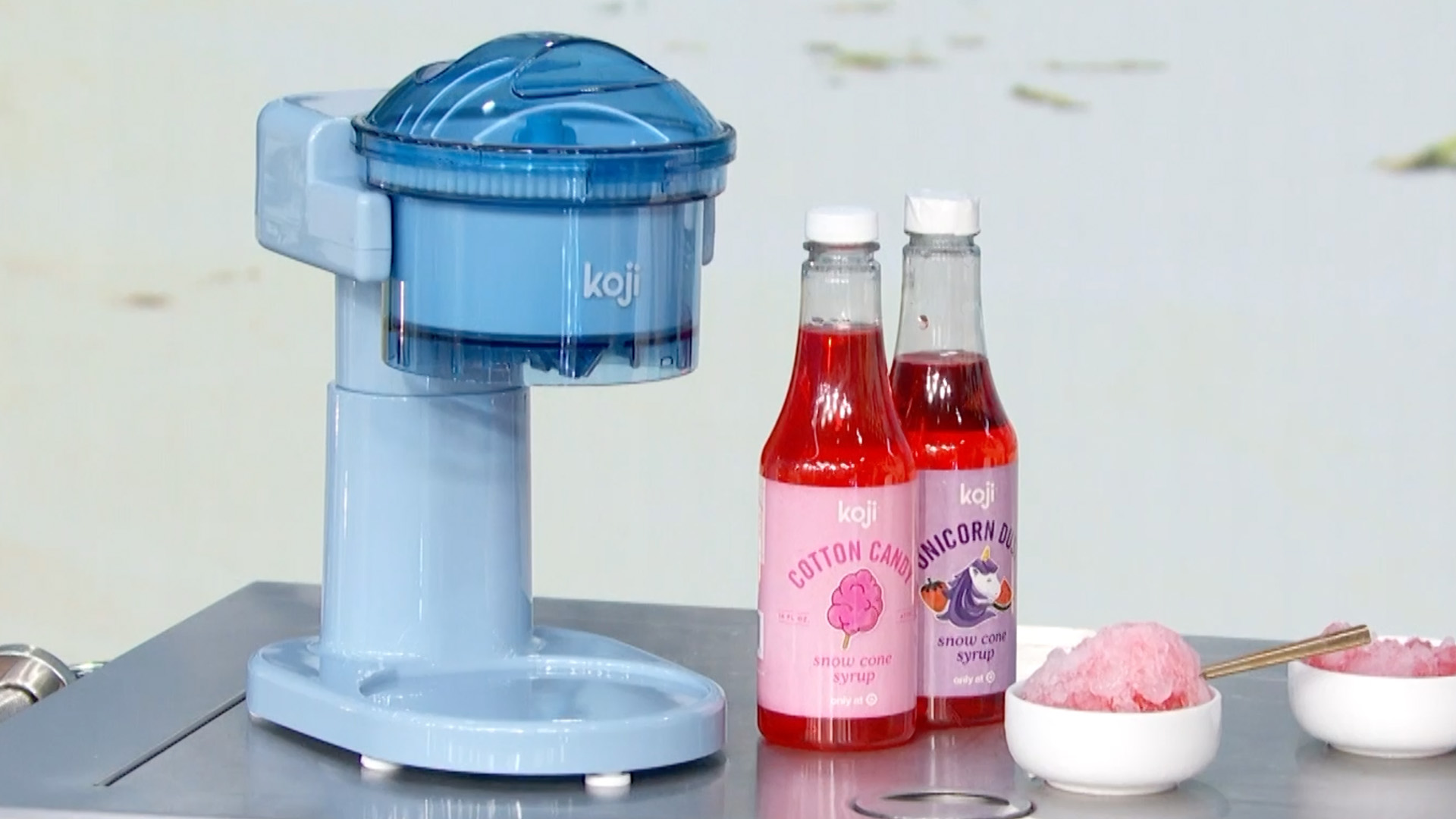 Shop Must-Have Essentials For Your Best Spring Break Ever | Access