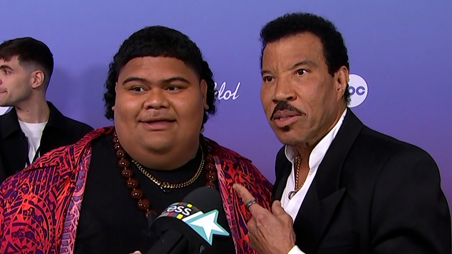 Lionel Richie Crashes 'American Idol' Winner Iam Tongi's Interview With ...
