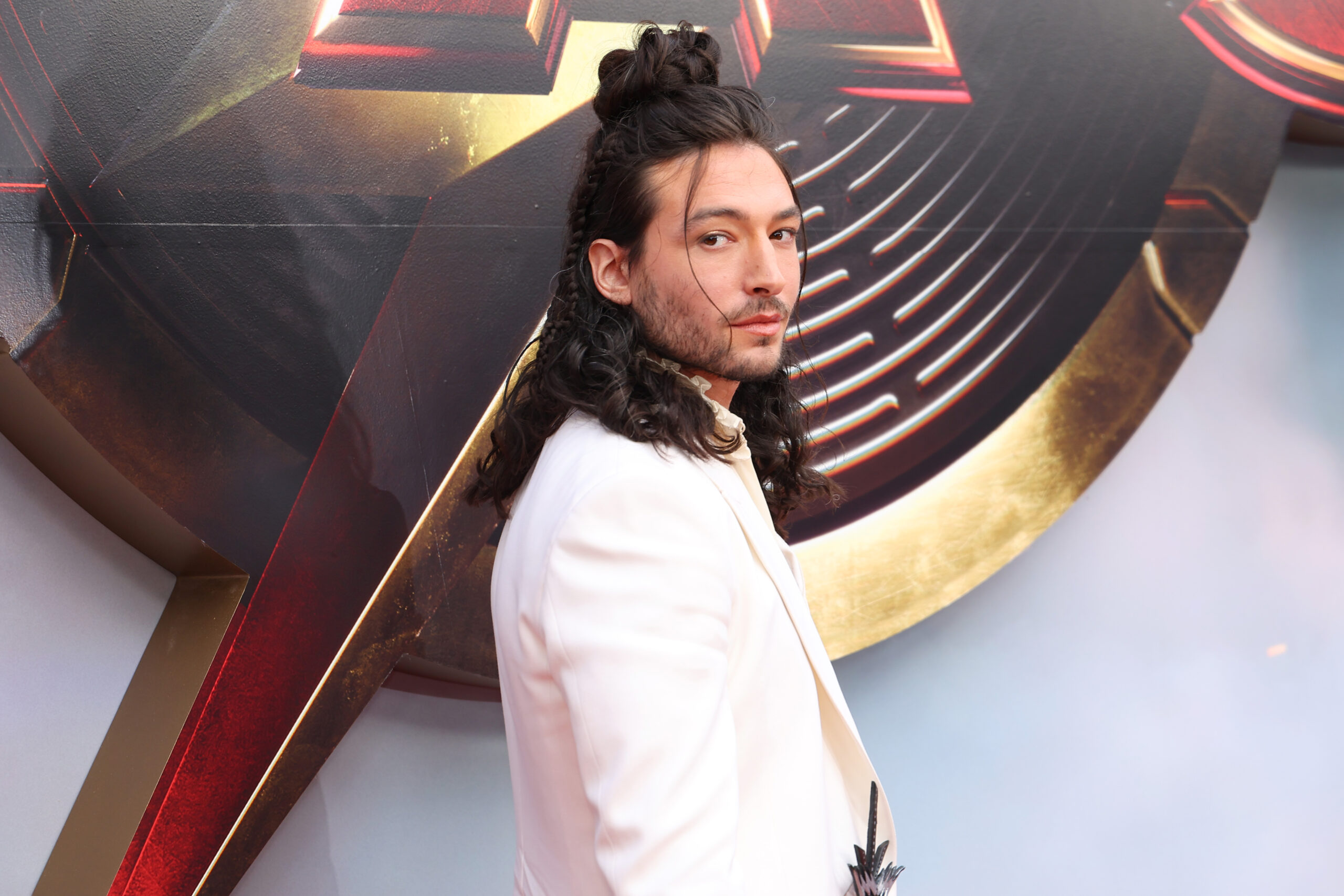 Ezra Miller Makes First Public Appearance at ‘The Flash’ Red Carpet After Controversial ...