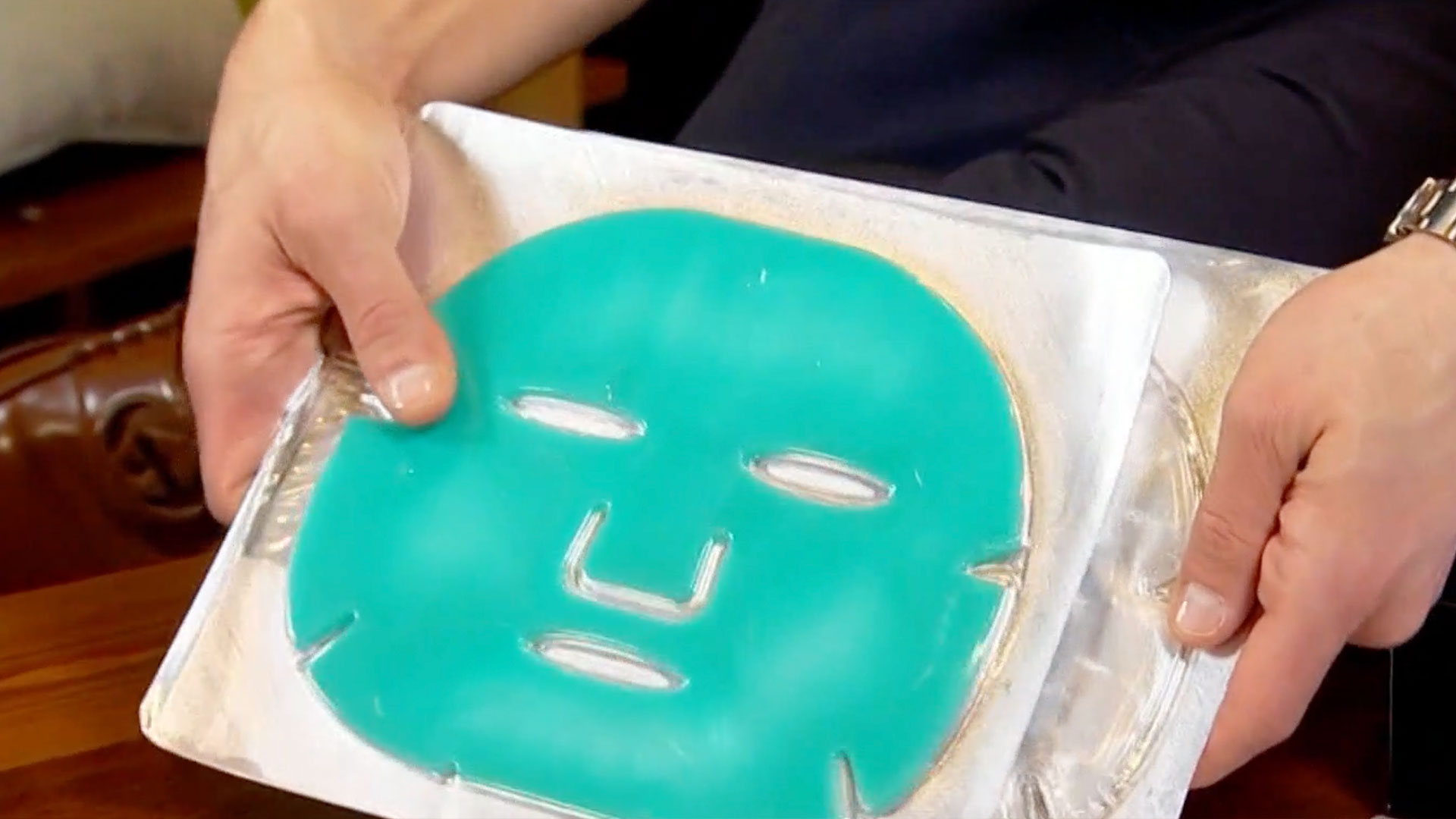 Shop Luxury Face Masks, Gemstone Stud Earrings & More On Gilt.com! | Access