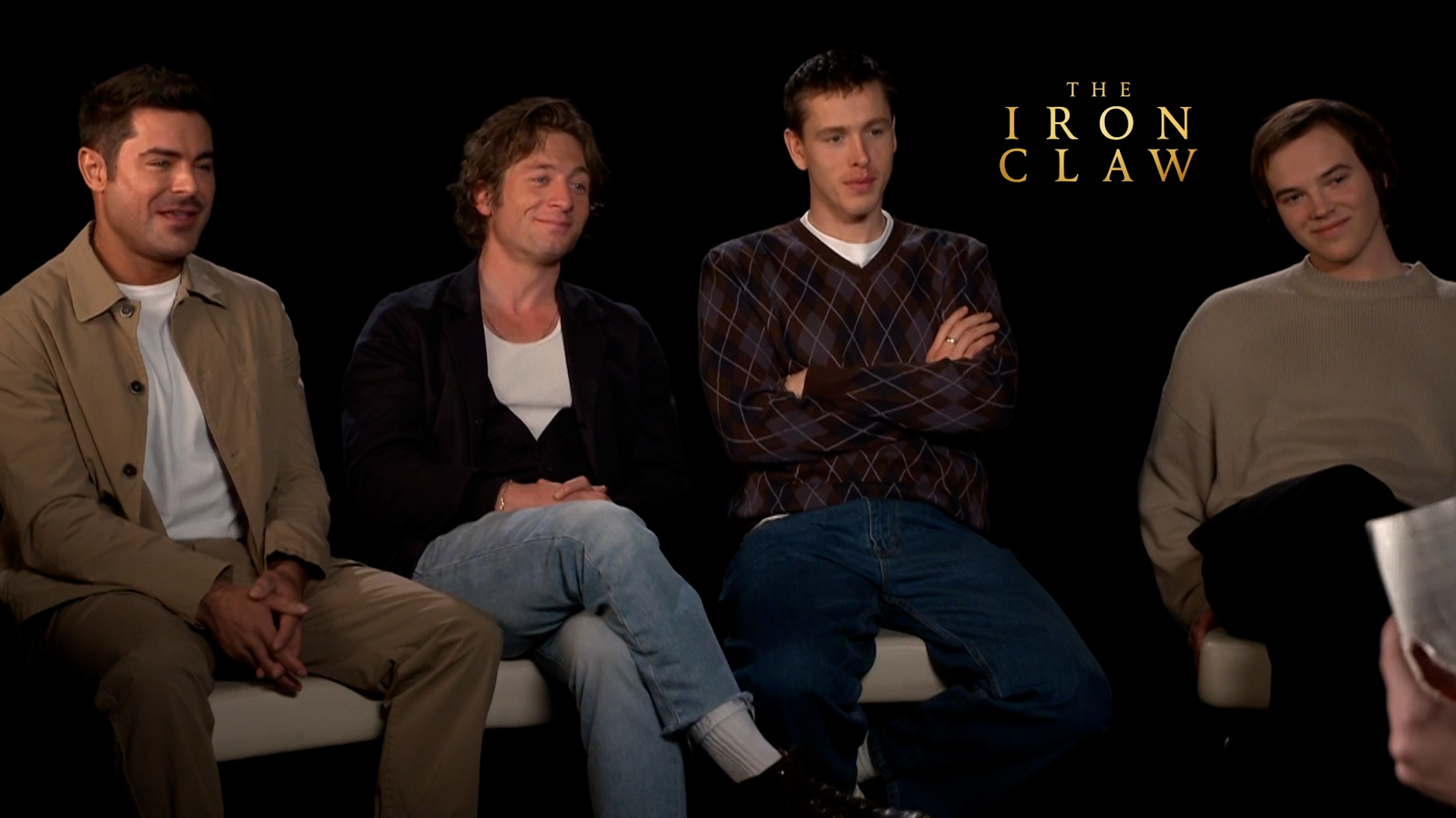 Zac Efron, Jeremy Allen White, Harris Dickinson & Stanley Simons React ...