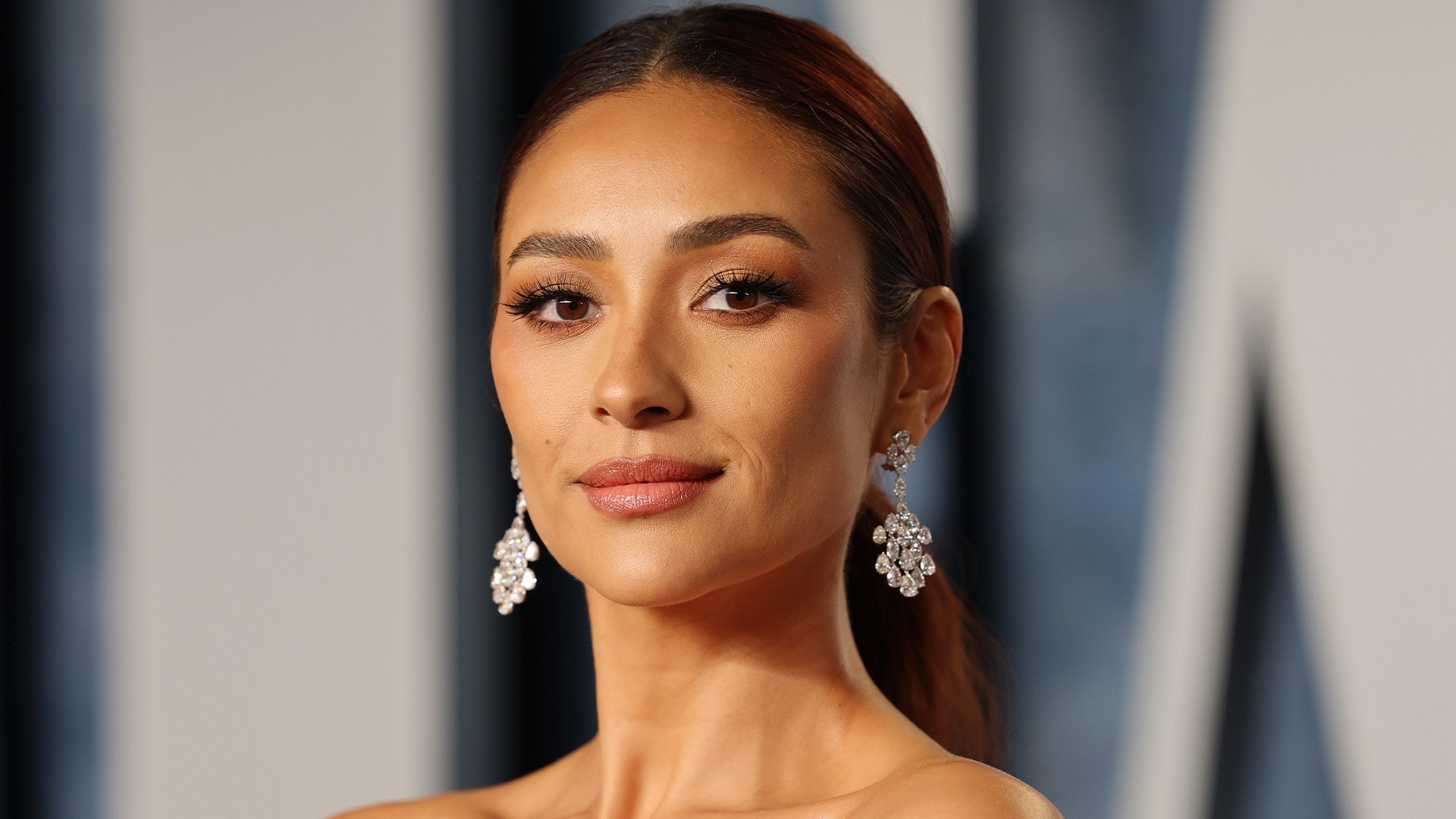 Shay Mitchell Discovers Amazing Drinks In South American Countries In ...