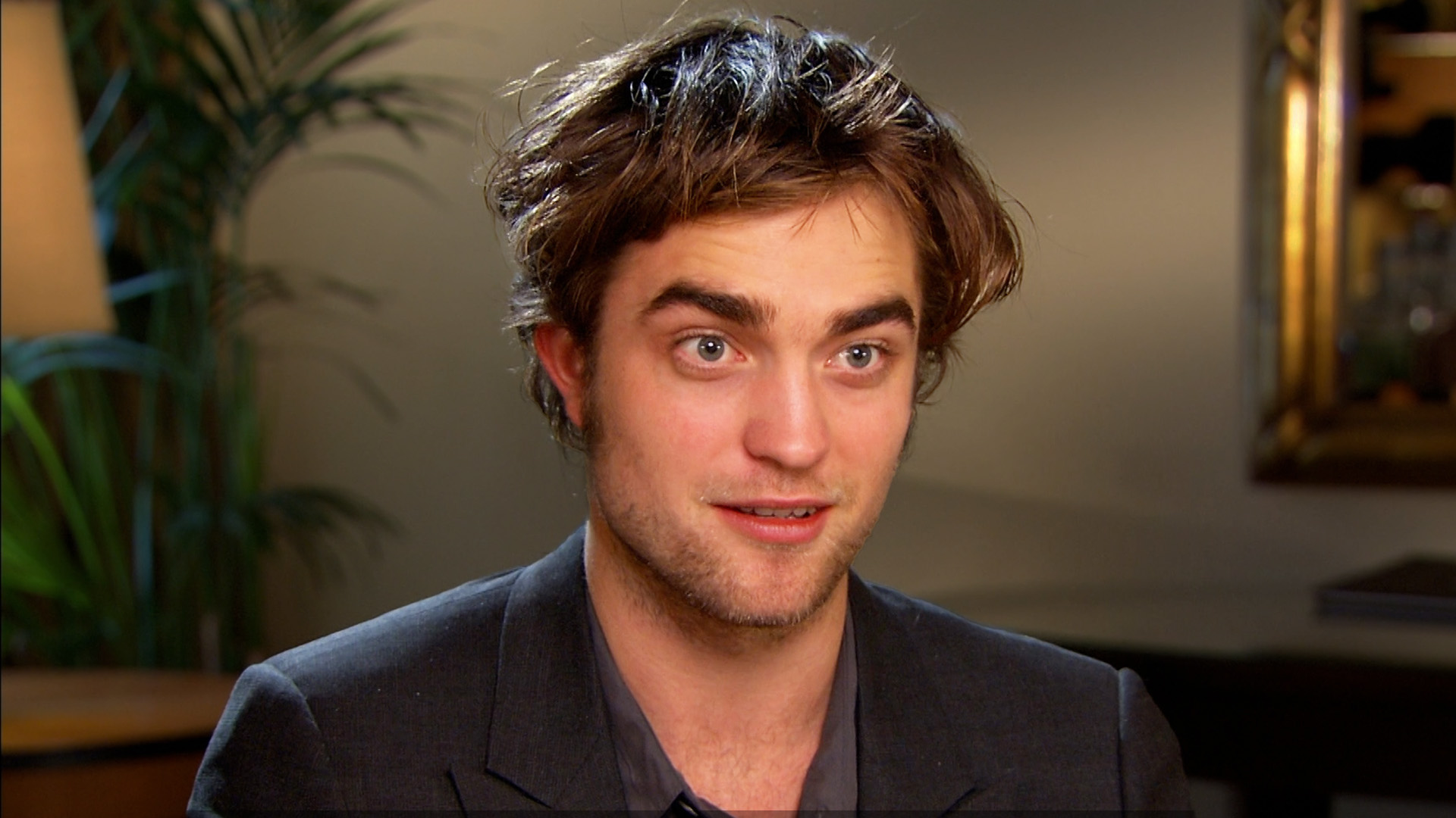 'Twilight' Anniversary: Robert Pattinson Recalls Fan Asking Him To Bite ...
