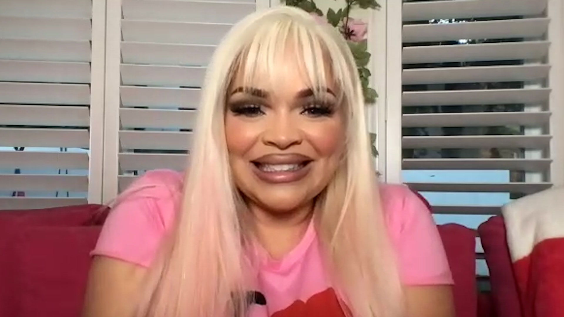 Trisha Paytas Reveals Favorite Holiday Movie, Song & More | Access