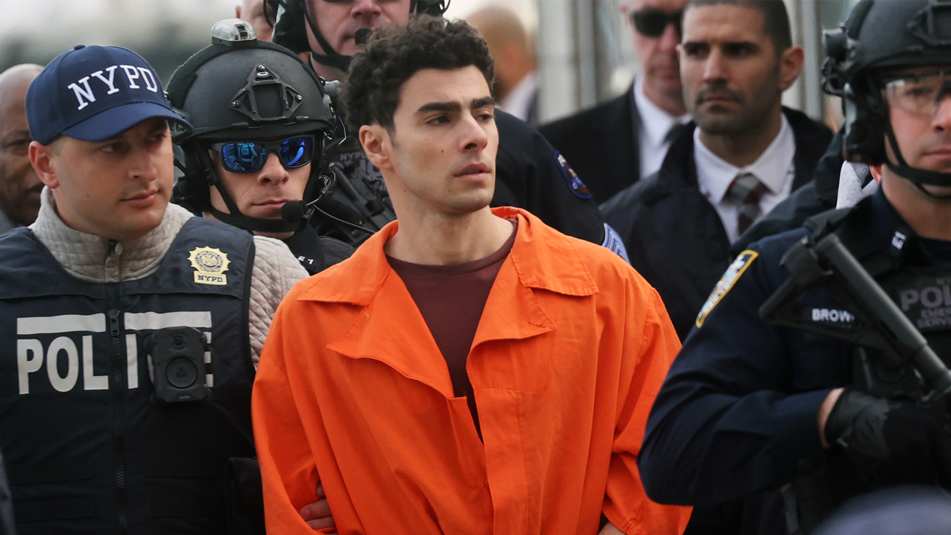 Luigi Mangione Lands In New York City On Helicopter For First Federal ...