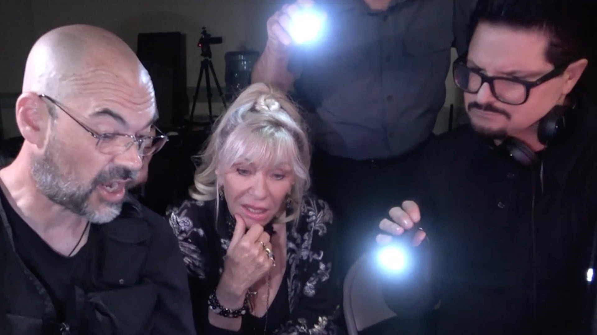 'Ghost Adventures': Harry Houdini Séance At Winchester Mystery House ...